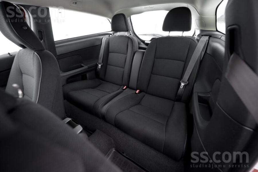 Oranžs Volvo C30 2010 Tukums, ar dzinēja tilpumu 1.60 L un nobraukumu 275 tūkst. km par 4650 €, foto 11 vietnē AUTOMOTO.COM.LV