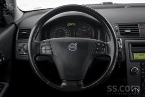 Oranžs Volvo C30 2010 Tukums, ar dzinēja tilpumu 1.60 L un nobraukumu 275 tūkst. km par 4650 €, foto 18 vietnē AUTOMOTO.COM.LV