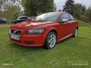 Red Volvo C30 2007 in Bauska, with an engine capacity of 2.40 L and mileage of 246 thousand km for 3990 €, photo  on AUTOMOTO.COM.LV