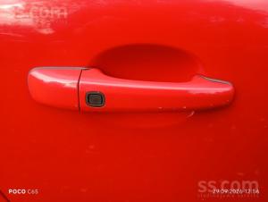 Red Volvo C30 2007 in Bauska, with an engine capacity of 2.40 L and mileage of 246 thousand km for 3990 €, photo 6 on AUTOMOTO.COM.LV
