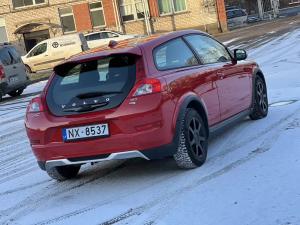 Красный Вольво Ц30 2010 в Рига, объемом двигателя 1.60 л и пробегом 239 тыс. км за 3990 €, фото 7 на AUTOMOTO.COM.LV