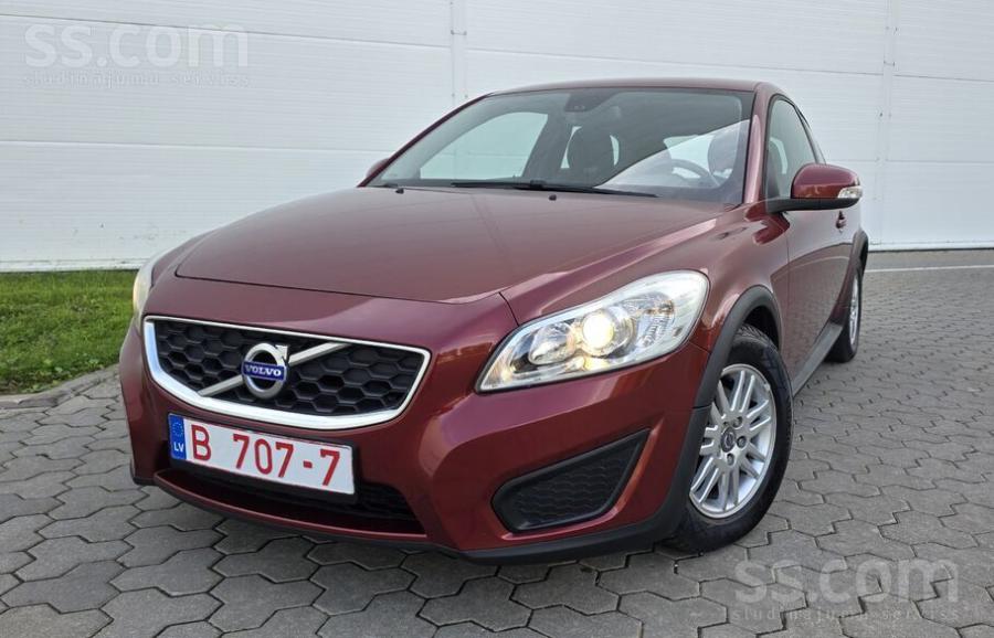 Sarkans Volvo C30 2010 Rīga, ar dzinēja tilpumu 1.60 L un nobraukumu 225 tūkst. km par 3550 €, foto 1 vietnē AUTOMOTO.COM.LV