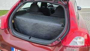 Sarkans Volvo C30 2010 Rīga, ar dzinēja tilpumu 1.60 L un nobraukumu 225 tūkst. km par 3550 €, foto 7 vietnē AUTOMOTO.COM.LV