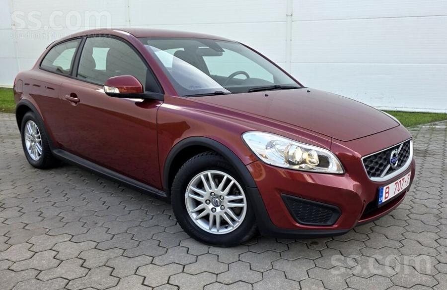 Sarkans Volvo C30 2010 Rīga, ar dzinēja tilpumu 1.60 L un nobraukumu 225 tūkst. km par 3550 €, foto 11 vietnē AUTOMOTO.COM.LV