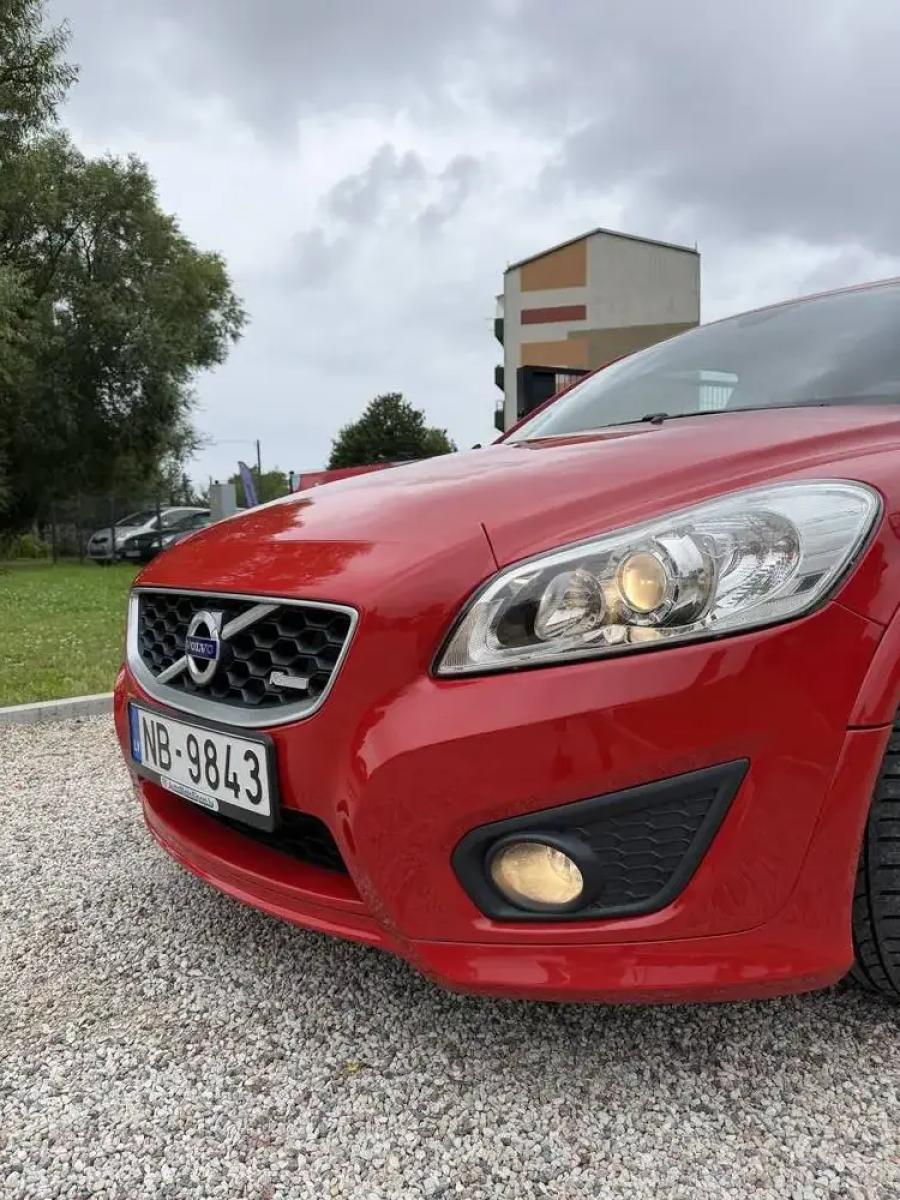 Sarkans Volvo C30 2011 Ventspils, ar dzinēja tilpumu 1.60 L un nobraukumu 167 tūkst. km par 4290 €, foto 27 vietnē AUTOMOTO.COM.LV