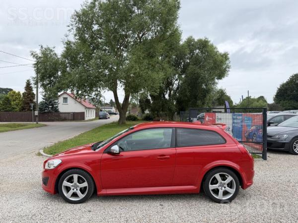 Sarkans Volvo C30 2011 Ventspils, ar dzinēja tilpumu 1.60 L un nobraukumu 167 tūkst. km par 4290 €, foto 5 vietnē AUTOMOTO.COM.LV