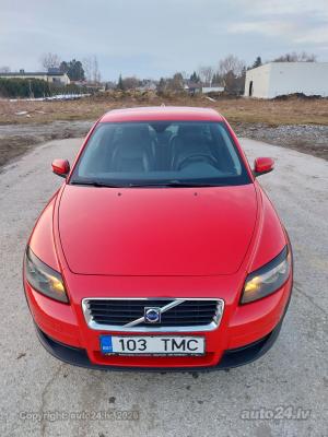 Red Volvo C30 2007 in Tallinn, with an engine capacity of 2.00 L and mileage of 194 thousand km for 3000 €, photo 3 on AUTOMOTO.COM.LV