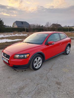 Red Volvo C30 2007 in Tallinn, with an engine capacity of 2.00 L and mileage of 194 thousand km for 3000 €, photo 4 on AUTOMOTO.COM.LV