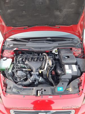 Red Volvo C30 2007 in Tallinn, with an engine capacity of 2.00 L and mileage of 194 thousand km for 3000 €, photo 10 on AUTOMOTO.COM.LV