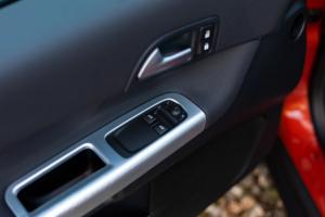 Красный Вольво Ц30 2010 в Рига, объемом двигателя 1.60 л и пробегом 105 тыс. км за 5995 €, фото 6 на AUTOMOTO.COM.LV