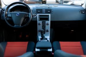 Красный Вольво Ц30 2010 в Рига, объемом двигателя 1.60 л и пробегом 105 тыс. км за 5995 €, фото 33 на AUTOMOTO.COM.LV