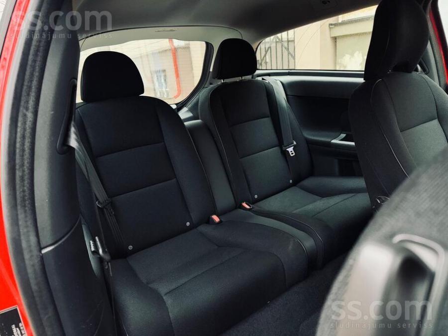 Sarkans Volvo C30 2012 Cēsis, ar dzinēja tilpumu 1.60 L un nobraukumu 0 tūkst. km par 4450 €, foto 10 vietnē AUTOMOTO.COM.LV