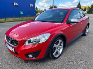 Sarkans Volvo C30 2012 Paide, ar dzinēja tilpumu 1.60 L un nobraukumu 245 tūkst. km par 4890 €, foto  vietnē AUTOMOTO.COM.LV