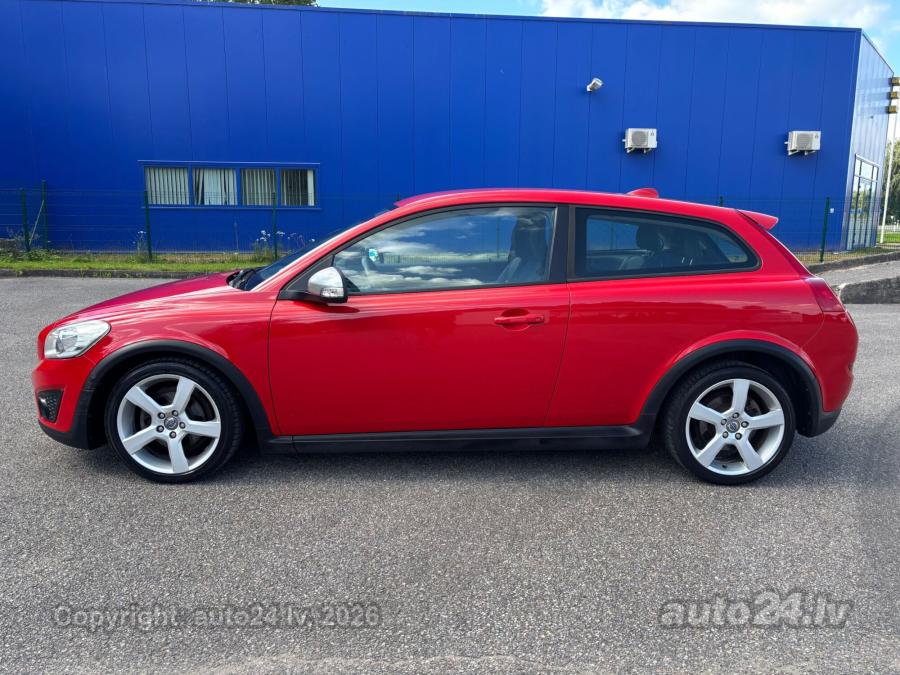 Sarkans Volvo C30 2012 Paide, ar dzinēja tilpumu 1.60 L un nobraukumu 245 tūkst. km par 4890 €, foto 6 vietnē AUTOMOTO.COM.LV
