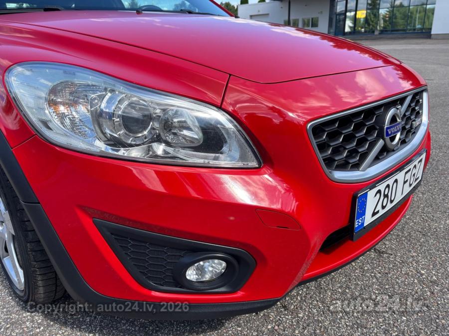 Sarkans Volvo C30 2012 Paide, ar dzinēja tilpumu 1.60 L un nobraukumu 245 tūkst. km par 4890 €, foto 15 vietnē AUTOMOTO.COM.LV