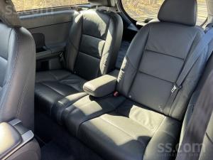 White Volvo C30 2009 in Riga, with an engine capacity of 1.60 L and mileage of 293 thousand km for 2900 €, photo 14 on AUTOMOTO.COM.LV