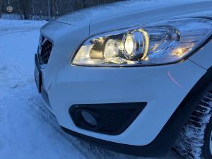 Balts Volvo C30 2010 Viļņa, ar dzinēja tilpumu 2.40 L un nobraukumu 238 tūkst. km par 4800 €, foto 4 vietnē AUTOMOTO.COM.LV