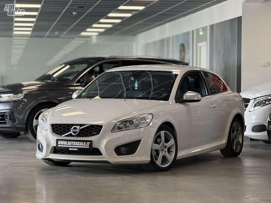 Balts Volvo C30 2010 Klaipėda, ar dzinēja tilpumu 1.60 L un nobraukumu 224 tūkst. km par 4550 €, foto 1 vietnē AUTOMOTO.COM.LV