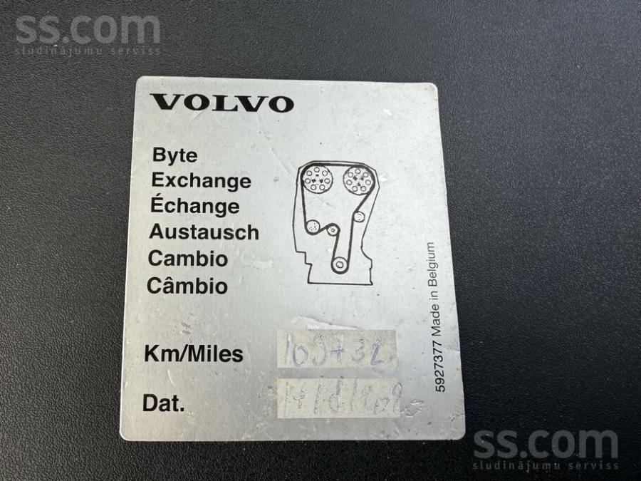 White Volvo C30 2010 in Riga, with an engine capacity of 1.60 L and mileage of 159 thousand km for 5300 €, photo 20 on AUTOMOTO.COM.LV