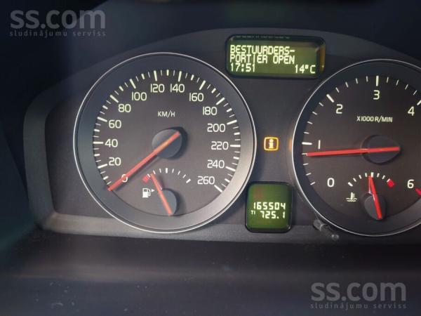 Balts Volvo C30 2010 Valmiera, ar dzinēja tilpumu 1.60 L un nobraukumu 166 tūkst. km par 3500 €, foto 8 vietnē AUTOMOTO.COM.LV