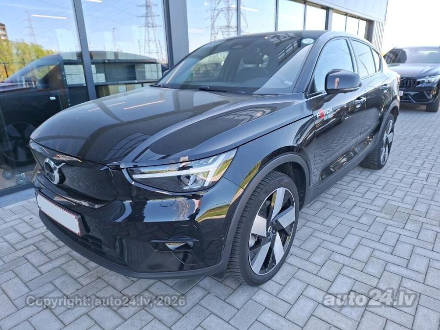 Melns Volvo C40 2023 Tartu, ar dzinēja tilpumu 0.00 L un nobraukumu 122 tūkst. km par 30900 €, foto 1 vietnē AUTOMOTO.COM.LV
