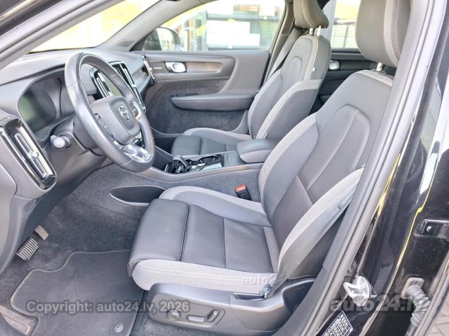 Melns Volvo C40 2023 Tartu, ar dzinēja tilpumu 0.00 L un nobraukumu 122 tūkst. km par 30900 €, foto 8 vietnē AUTOMOTO.COM.LV