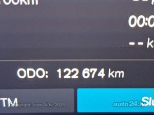 Melns Volvo C40 2023 Tartu, ar dzinēja tilpumu 0.00 L un nobraukumu 122 tūkst. km par 30900 €, foto 12 vietnē AUTOMOTO.COM.LV