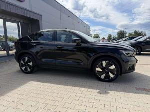 Melns Volvo C40 2023 Šauļi, ar dzinēja tilpumu 0.00 L un nobraukumu 104 tūkst. km par 29900 €, foto 7 vietnē AUTOMOTO.COM.LV