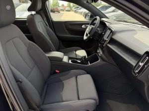 Melns Volvo C40 2023 Šauļi, ar dzinēja tilpumu 0.00 L un nobraukumu 104 tūkst. km par 29900 €, foto 20 vietnē AUTOMOTO.COM.LV