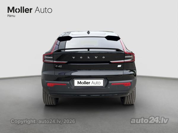 Melns Volvo C40 2022 Pērnava, ar dzinēja tilpumu 0.00 L un nobraukumu 89 tūkst. km par 35900 €, foto 4 vietnē AUTOMOTO.COM.LV