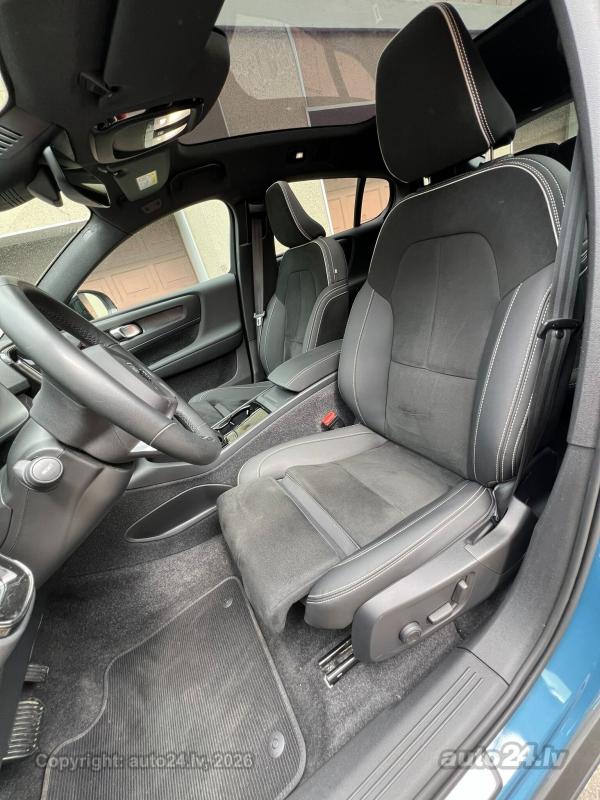 Blue Volvo C40 2022 in Tallinn, with an engine capacity of 0.00 L and mileage of 63 thousand km for 36900 €, photo 7 on AUTOMOTO.COM.LV