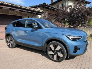 Zils Volvo C40 2023 Viļņa, ar dzinēja tilpumu 0.00 L un nobraukumu 41 tūkst. km par 32999 €, foto 4 vietnē AUTOMOTO.COM.LV