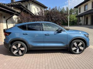 Zils Volvo C40 2023 Viļņa, ar dzinēja tilpumu 0.00 L un nobraukumu 41 tūkst. km par 32999 €, foto 5 vietnē AUTOMOTO.COM.LV