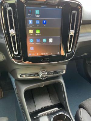 Zils Volvo C40 2023 Viļņa, ar dzinēja tilpumu 0.00 L un nobraukumu 41 tūkst. km par 32999 €, foto 14 vietnē AUTOMOTO.COM.LV