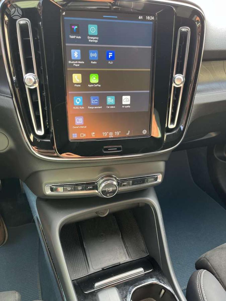Zils Volvo C40 2023 Viļņa, ar dzinēja tilpumu 0.00 L un nobraukumu 41 tūkst. km par 32999 €, foto 14 vietnē AUTOMOTO.COM.LV