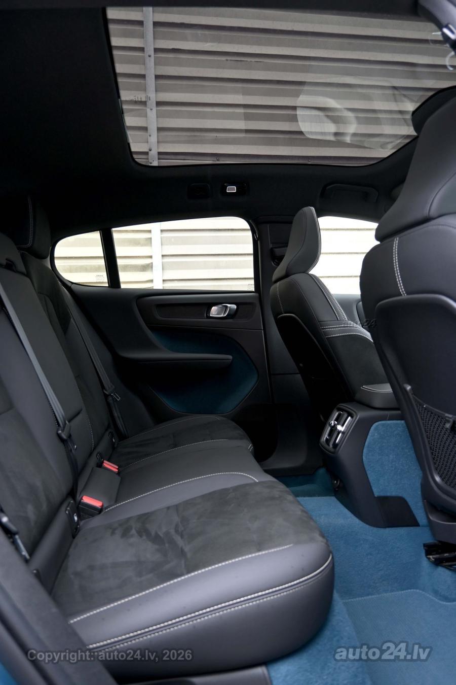 Volvo C40 2022 Tallina, ar dzinēja tilpumu 0.00 L un nobraukumu 80 tūkst. km par 35990 €, foto 12 vietnē AUTOMOTO.COM.LV