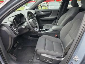 Pelēks Volvo C40 2022 Viļņa, ar dzinēja tilpumu 0.00 L un nobraukumu 50 tūkst. km par 23000 €, foto 17 vietnē AUTOMOTO.COM.LV