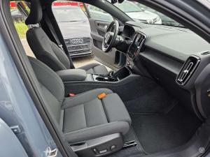 Pelēks Volvo C40 2022 Viļņa, ar dzinēja tilpumu 0.00 L un nobraukumu 50 tūkst. km par 23000 €, foto 19 vietnē AUTOMOTO.COM.LV