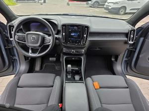 Pelēks Volvo C40 2022 Viļņa, ar dzinēja tilpumu 0.00 L un nobraukumu 50 tūkst. km par 23000 €, foto 24 vietnē AUTOMOTO.COM.LV