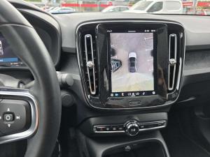 Pelēks Volvo C40 2022 Viļņa, ar dzinēja tilpumu 0.00 L un nobraukumu 50 tūkst. km par 23000 €, foto 34 vietnē AUTOMOTO.COM.LV