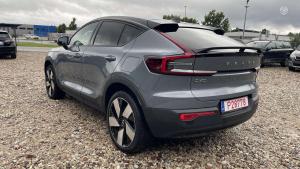 Pelēks Volvo C40 2022 Kauņa, ar dzinēja tilpumu 0.00 L un nobraukumu 110 tūkst. km par 30734 €, foto 7 vietnē AUTOMOTO.COM.LV