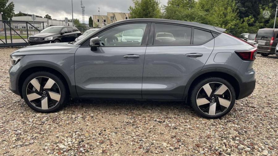 Pelēks Volvo C40 2022 Kauņa, ar dzinēja tilpumu 0.00 L un nobraukumu 110 tūkst. km par 30734 €, foto 8 vietnē AUTOMOTO.COM.LV
