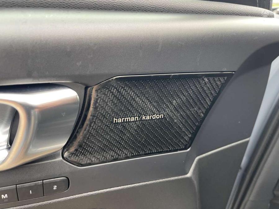 Pelēks Volvo C40 2022 Kauņa, ar dzinēja tilpumu 0.00 L un nobraukumu 110 tūkst. km par 30734 €, foto 11 vietnē AUTOMOTO.COM.LV