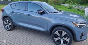 Pelēks Volvo C40 2023 Viļņa, ar dzinēja tilpumu 0.00 L un nobraukumu 44 tūkst. km par 29900 €, foto 7 vietnē AUTOMOTO.COM.LV