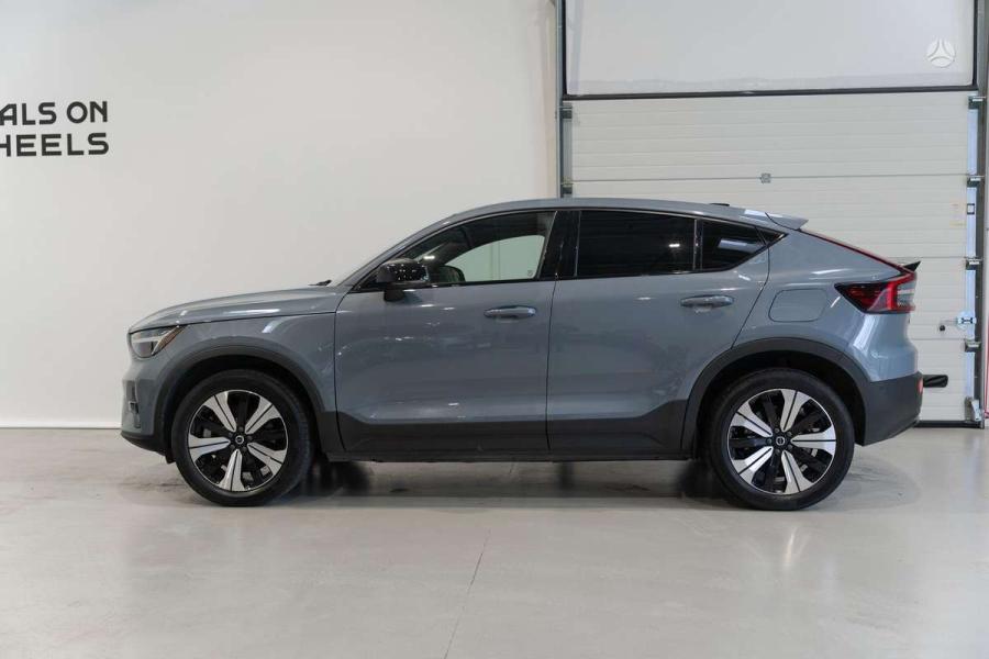 Pelēks Volvo C40 2023 Viļņa, ar dzinēja tilpumu 0.00 L un nobraukumu 49 tūkst. km par 27900 €, foto 5 vietnē AUTOMOTO.COM.LV