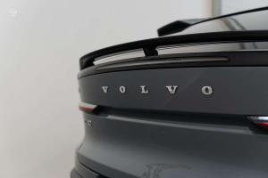 Pelēks Volvo C40 2023 Viļņa, ar dzinēja tilpumu 0.00 L un nobraukumu 49 tūkst. km par 27900 €, foto 9 vietnē AUTOMOTO.COM.LV