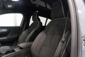 Pelēks Volvo C40 2023 Viļņa, ar dzinēja tilpumu 0.00 L un nobraukumu 49 tūkst. km par 27900 €, foto 17 vietnē AUTOMOTO.COM.LV