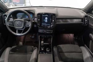 Pelēks Volvo C40 2023 Viļņa, ar dzinēja tilpumu 0.00 L un nobraukumu 49 tūkst. km par 27900 €, foto 22 vietnē AUTOMOTO.COM.LV