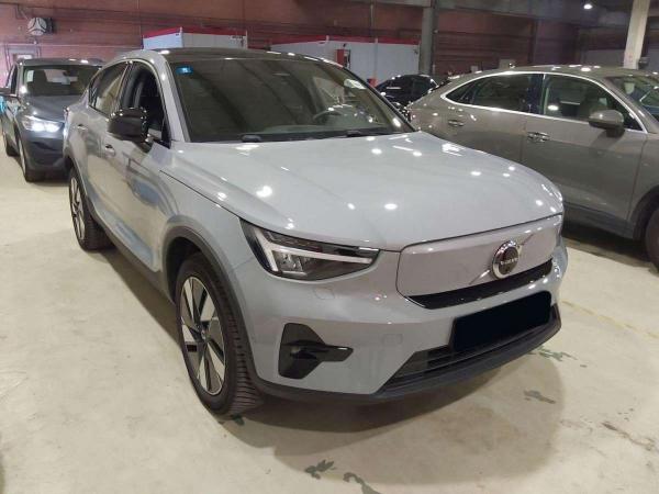 Grey Volvo C40 2024 in Vilnius, with an engine capacity of 0.00 L and mileage of 54 thousand km for 37890 €, photo 2 on AUTOMOTO.COM.LV