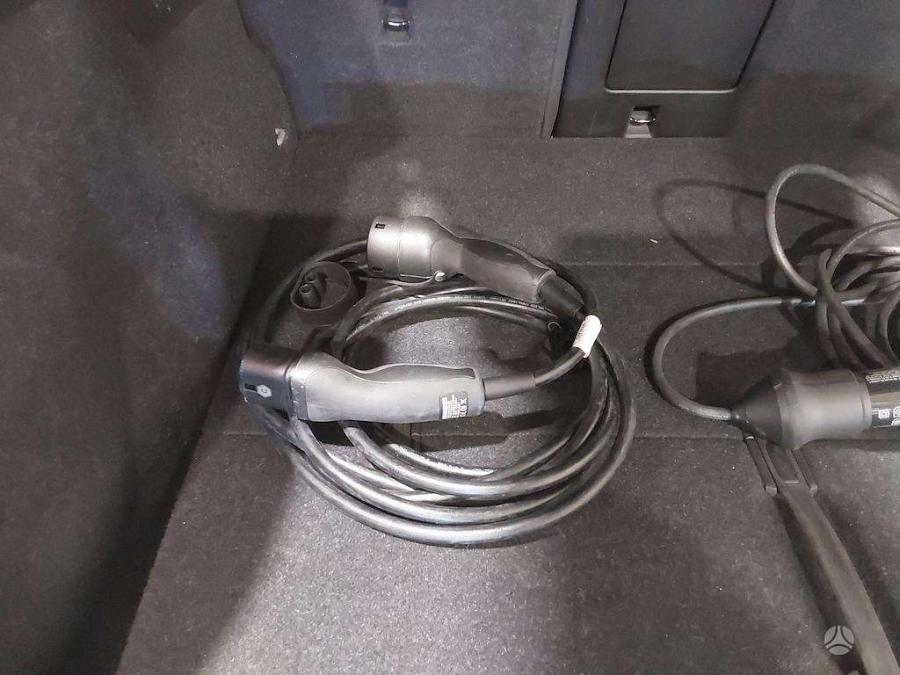 Pelēks Volvo C40 2024 Viļņa, ar dzinēja tilpumu 0.00 L un nobraukumu 54 tūkst. km par 37890 €, foto 11 vietnē AUTOMOTO.COM.LV
